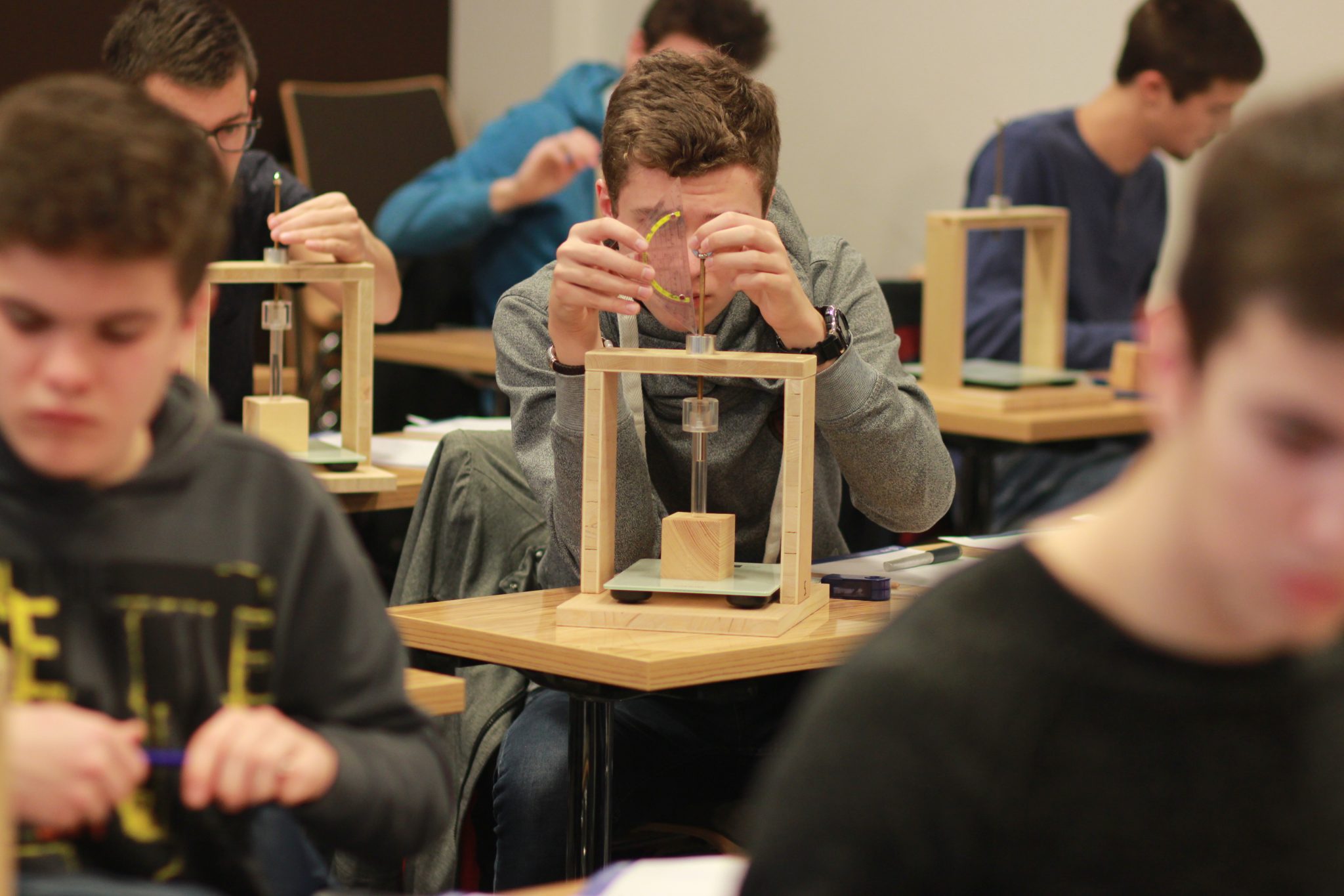 Science Surfers – Naturwissenschaften jenseits von Schule erleben ...